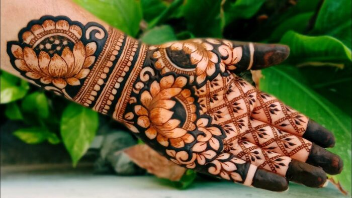 9 Different Types of Henna Flowers: Unveiling the Beauty and Symbolism ...