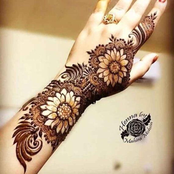 9 Different Types of Henna Flowers: Unveiling the Beauty and Symbolism ...