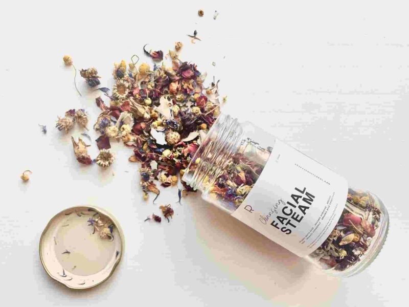 Gold Facial: 5 Effective Home Remedies for a Glowing Face - mehkan.com